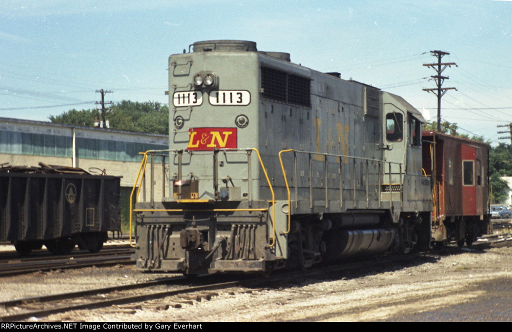 LN GP35 #1113 - Louisville & Nashville